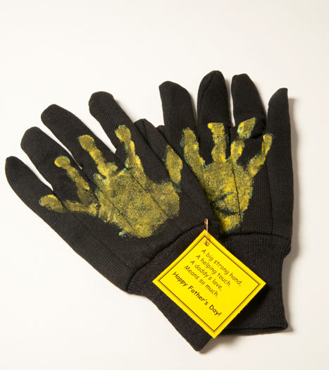 Daddys Helper Gloves Bible Craft at Christian Games and Crafts